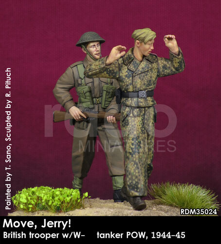 Rado Miniatures 35024 Move, Jerry! British trooper w/W-SS tanker POW, 1944-45