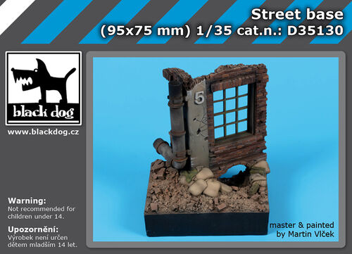 Black Dog D35130 Street Base (95mm x 75mm)