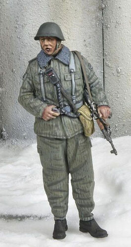 D-DAY miniature studio 35225 East German Border Trooper, Winter 1970-80’s