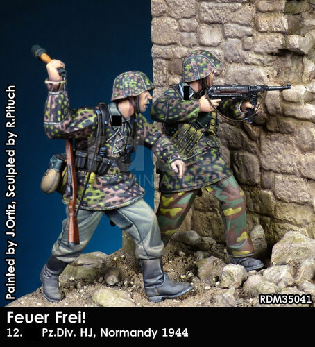 Rado Miniatures 35041 Feuer frei! 12. SS Pz.Div. HJ, Normandy 1944 (2 figures)