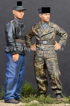 Alpine Miniatures 35122 Tiger Aces in Normandy Set (2 figs)