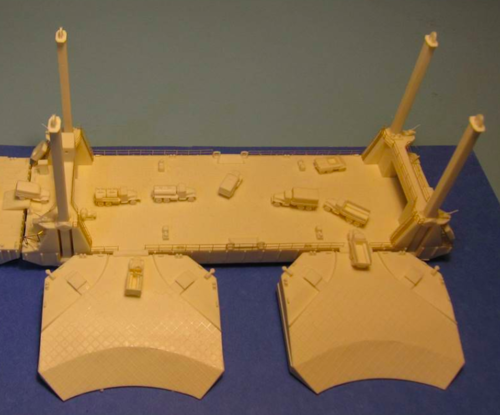L'Arsenal 2.0 MB35003 Mulberry Harbour Buffer Pontoon for LST pier