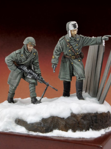 Royal Model di R. Reale 589 Italian infantryman and officer Russia 1943