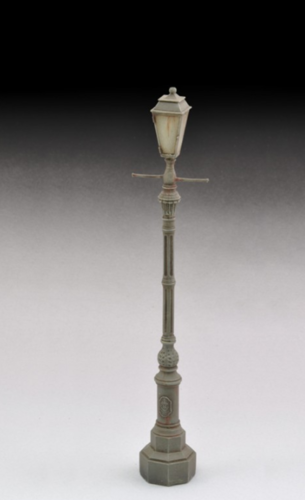 Royal Model di R. Reale 060 Antique street lamp