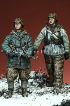 Alpine Miniatures 35113 WSS Grenadier Late War Set (2 figs)