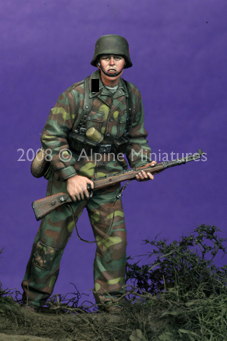 Alpine Miniatures 35061 12 SS "HJ" Grenadier