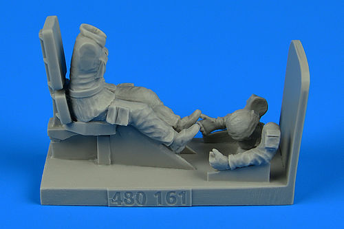 Aerobonus 480161 Modern British Army Driver for BAE Warrior Figurines AIRFIX