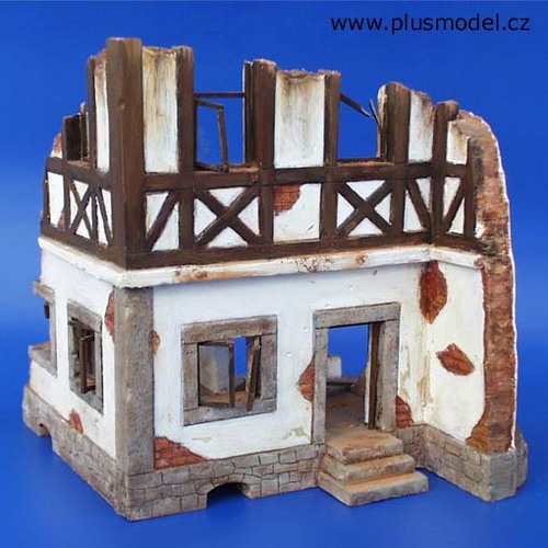 Plus Model 047 German framed house