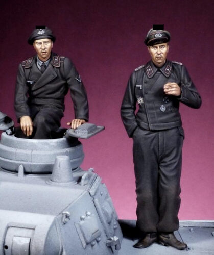 The Bodi Miniatures 35157 German Waffen SS/Heer Tank/SPG crew WWII