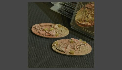 GamersGrass GGB-BLO90 Badlands Bases Oval 90mm (x2)