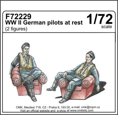 CMK F72229 WW II German pilots at rest (2 fig) 1/72