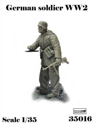 Ardennes Miniature 35016 German soldier WW2 2