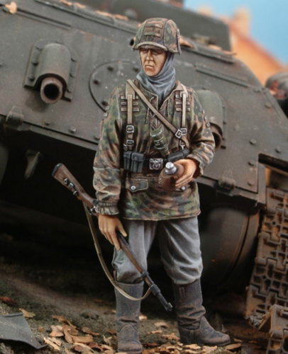 Royal Model di R. Reale 526 SS Sturmmann WWII