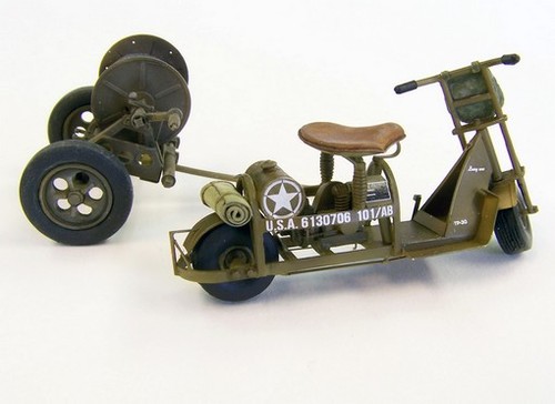 Plus Model 438 U.S. Airborne scooter with reel