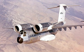 Anigrand Craftswork AA4104 Boeing YC-14 - STOL prototype to replace the C-130 Hercules
