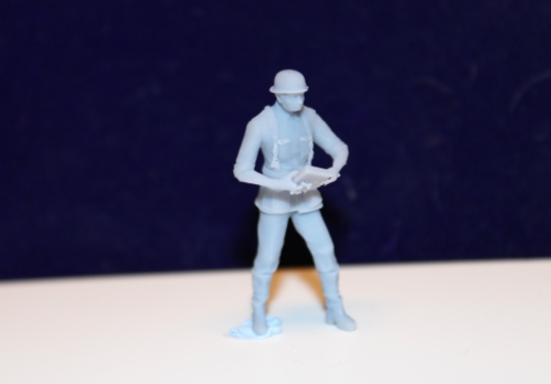 Peddinghaus-Decals 48F003 Luftwaffe soldier with 2 cm magazine