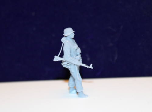 Peddinghaus-Decals 48F020 Waffen SS Grenadier with Assault Rifle 44