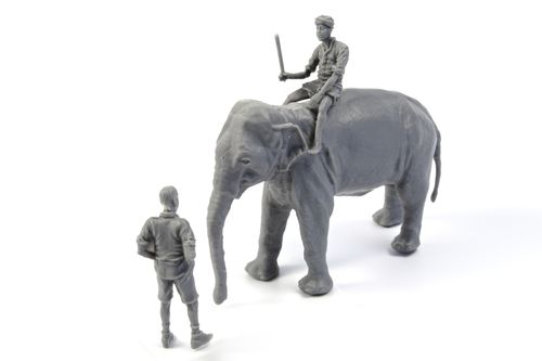 CMK F48345 WWII RAF Mechanic in India + Elephant with Mahout