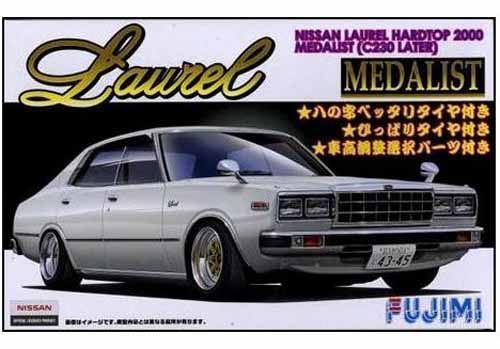 Fujimi 038605 Nissan Laurel Hardtop 2000 4Dr Medalist (C230)