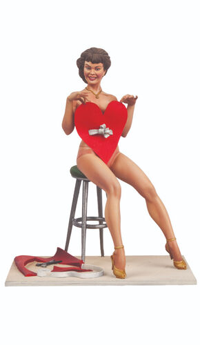 Andrea Miniatures PINUP28 Pin Up Series - Valentine's Day