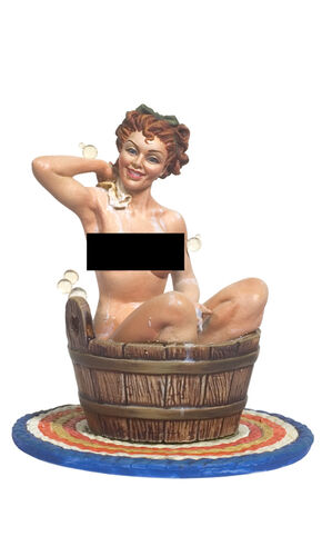 Andrea Miniatures PINUP15 Pin Up Series - Scrub My Back
