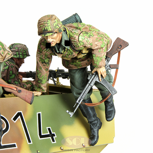 SOLMODEL MM648 German WWII Jumping Off Infantry 1