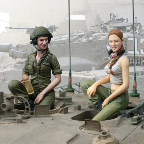 SOLMODEL MM227 IDF Female Tank Crew 3 (2 Figures)