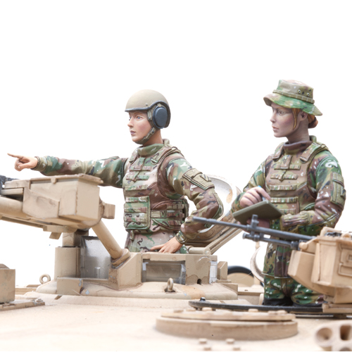 SOLMODEL MM254 US Army Female Tank Commander & Loader (2 Figures)