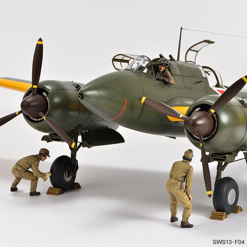 Zoukei Mura SWS13-F04 Kawasaki Ki-45 Toryu - Takeoff Preparation Set (3 Figures)