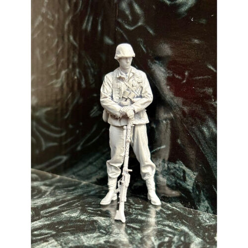 3d Scale Model Universe 35F037 German WW2 Waffen SS Machine Gunner (Late War)