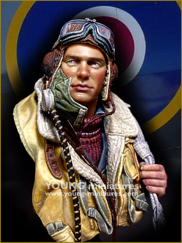 Young Miniatures YM1891 Battle of Britain - RAF WWII Pilot