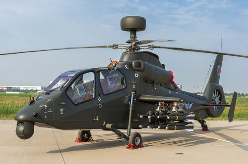Trumpeter 05851 Z-19G Light Scout/Attack Helicopter