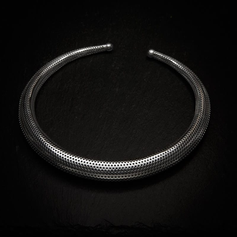 INSPIRATION Silver Plated Choker Necklace