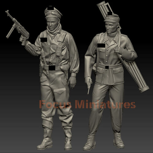 FOCUS MINIATURES 4832 German WW2 Elite Soldiers (1945) - 2 figures