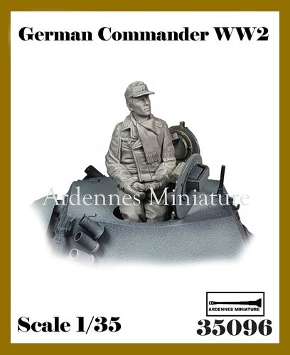 Ardennes Miniature 35096 German Commander WW2