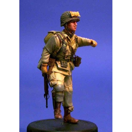 Resicast 355585 US WII Para Standing with M1 (Normandy 1944)