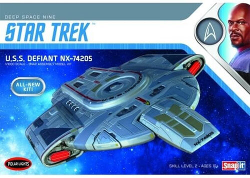 Polar Lights 952 Star Trek - USS Defiant NX-74205 (Snap Kit)