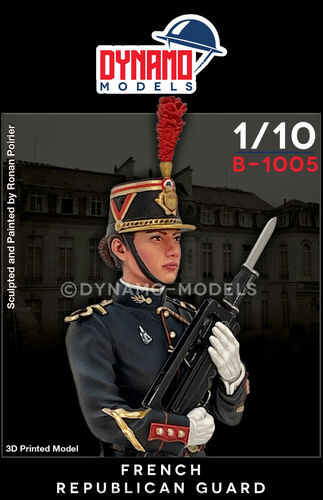 Dynamo-Models 1005 French Republican Guard - Female