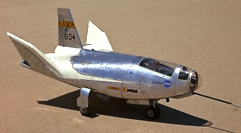 Anigrand Craftswork AA2014 Northrop HL-10 - The fastest Lifting body