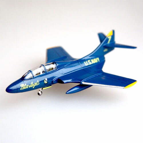 Miniwing 029 Grumman F9F-8T Cougar (1 resin kit - 2 decals versions)