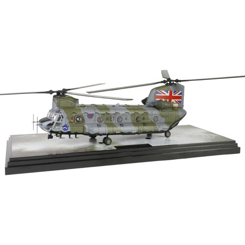 Forces of Valor 821003A Royal Air Force Chinook HC Mk1 Helicopter
