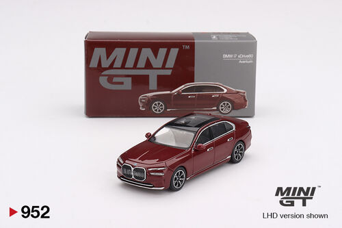 Mini GT 00952-L BMW i7 xDrive60 Aventurin (Left-Hand Boxed)