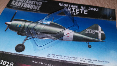 Modelarstwo kartonowe S-103 Reggiane Re.2002 Ariete - Oszklenie