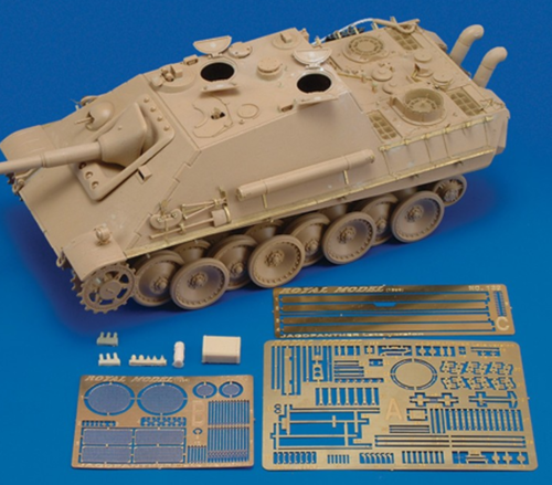 Royal Model di R. Reale 139 Jagdpanther late