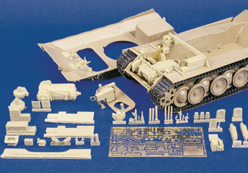 Royal Model di R. Reale 097 Panther A interior details n.1