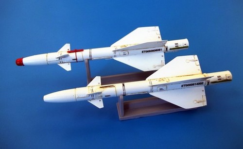 Plus Model AL4054 Missile R-98MT AA-3D Anab