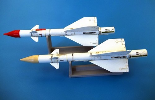 Plus Model AL4053 Missile R-98MR AA-3C Anab