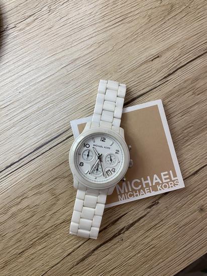 Michael Kors beli sat