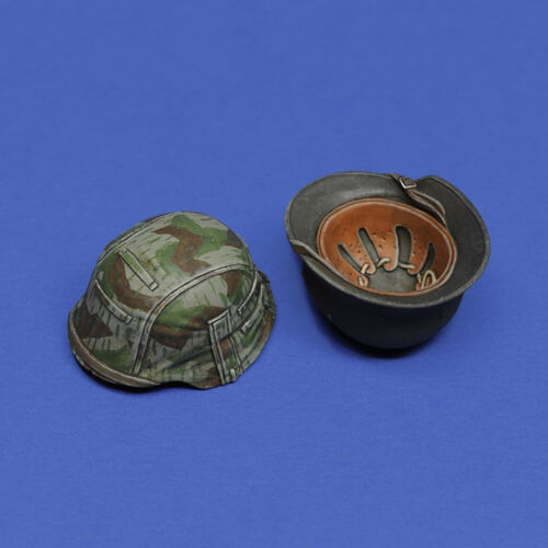 Royal Model di R. Reale 1103 German WWII Infantry Helmets - 3D-Printed (Decals included)