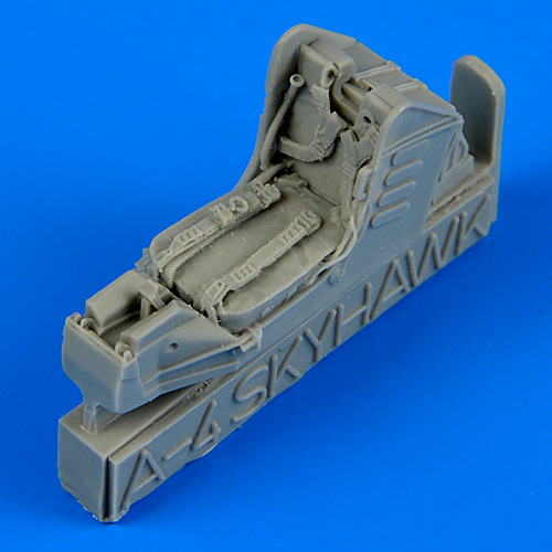 Quickboost 72444 A-4 Skyhawk ejection seat with safety belts